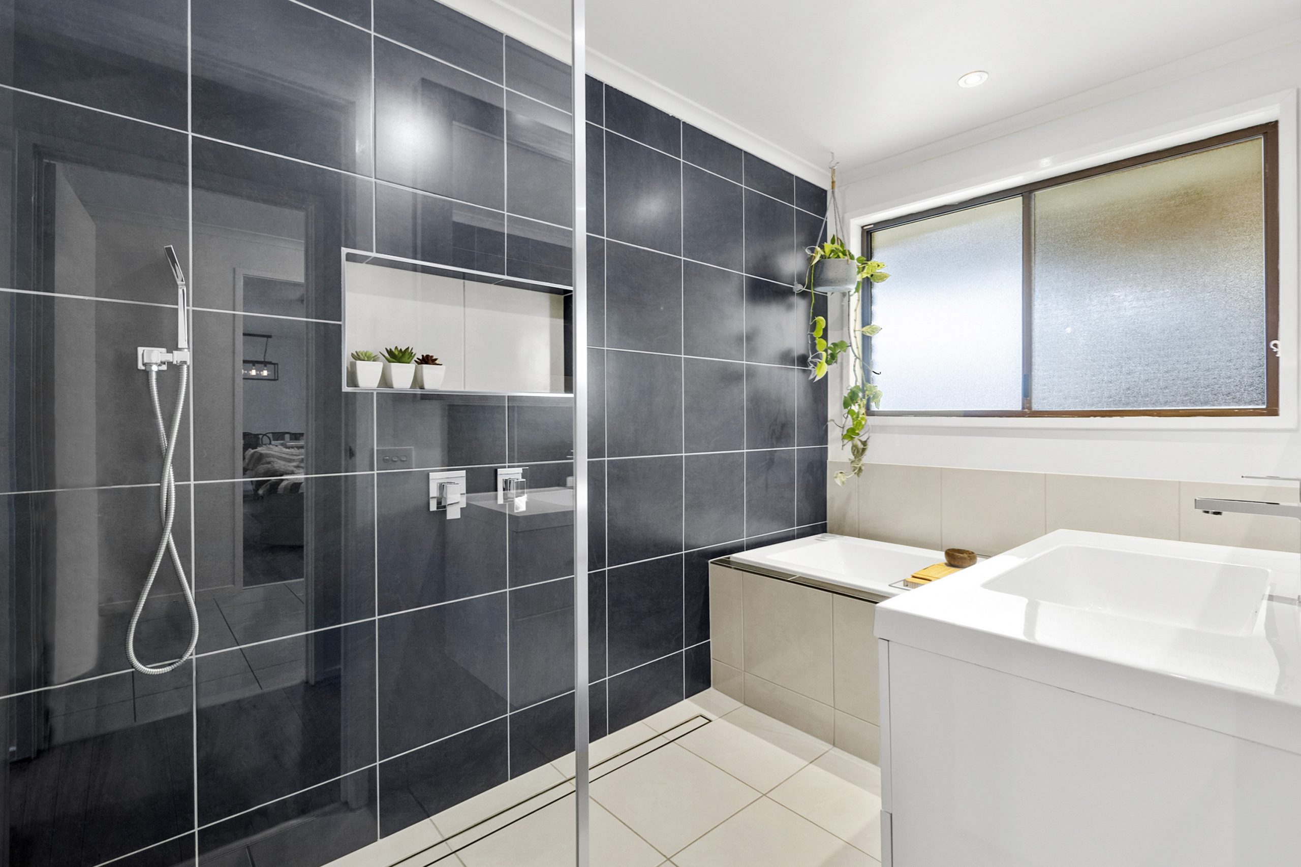 Real Estate - Ben Cook Creative